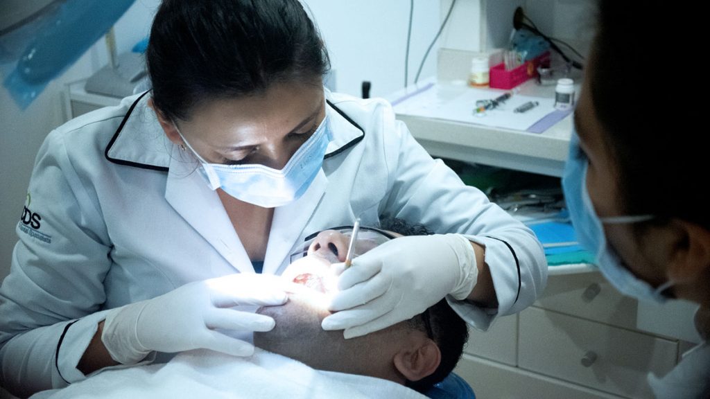 Dr. Thelma Esquivel D.D.S. - Endodontist in Cancun, Mexico